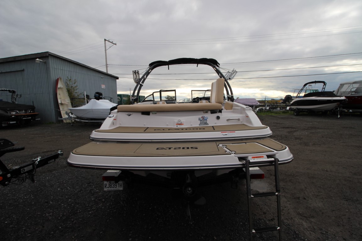 Glastron GT 205