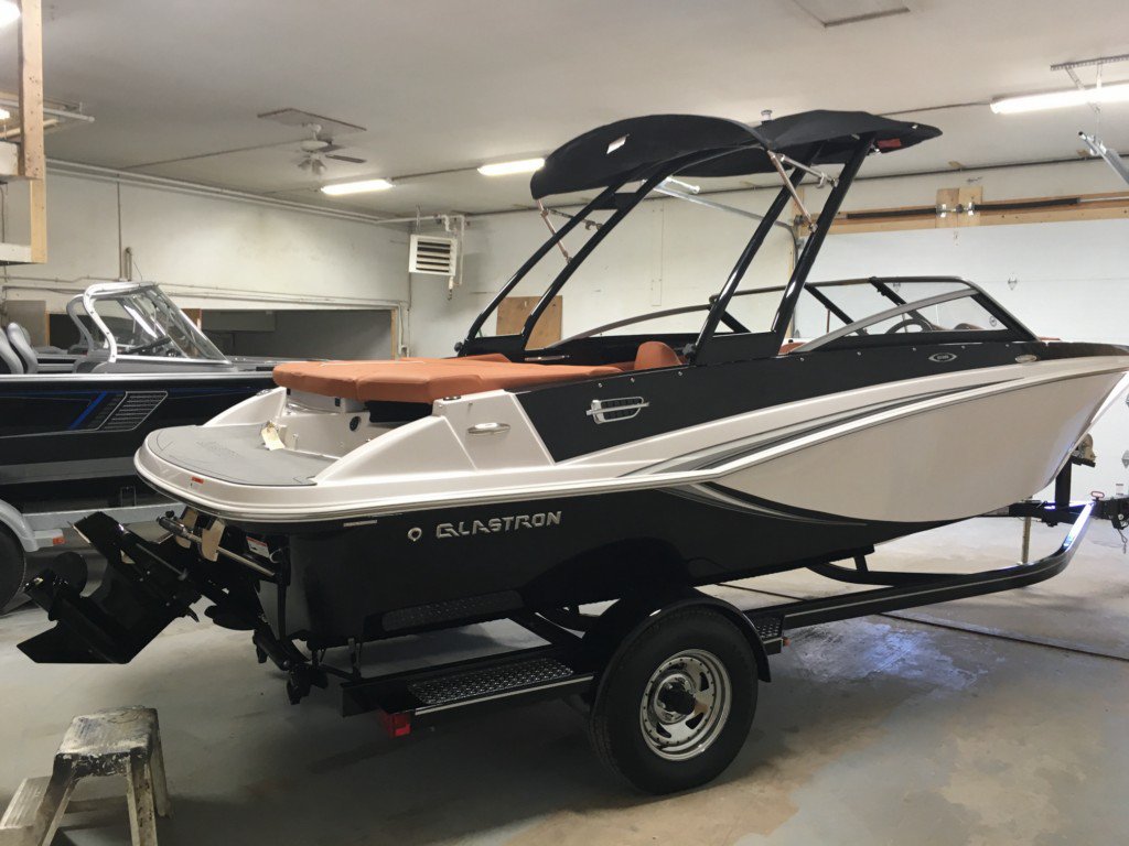 Glastron GT 205